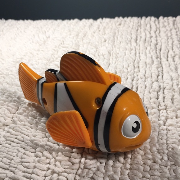 Disney | Toys | Free Add On Finding Nemo Father And Son Figures Nemo ...